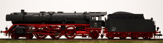 OXID eShop 6 | Märklin 55900 (Spur 1) – Schlepptender-Dampflok BR 01 ...