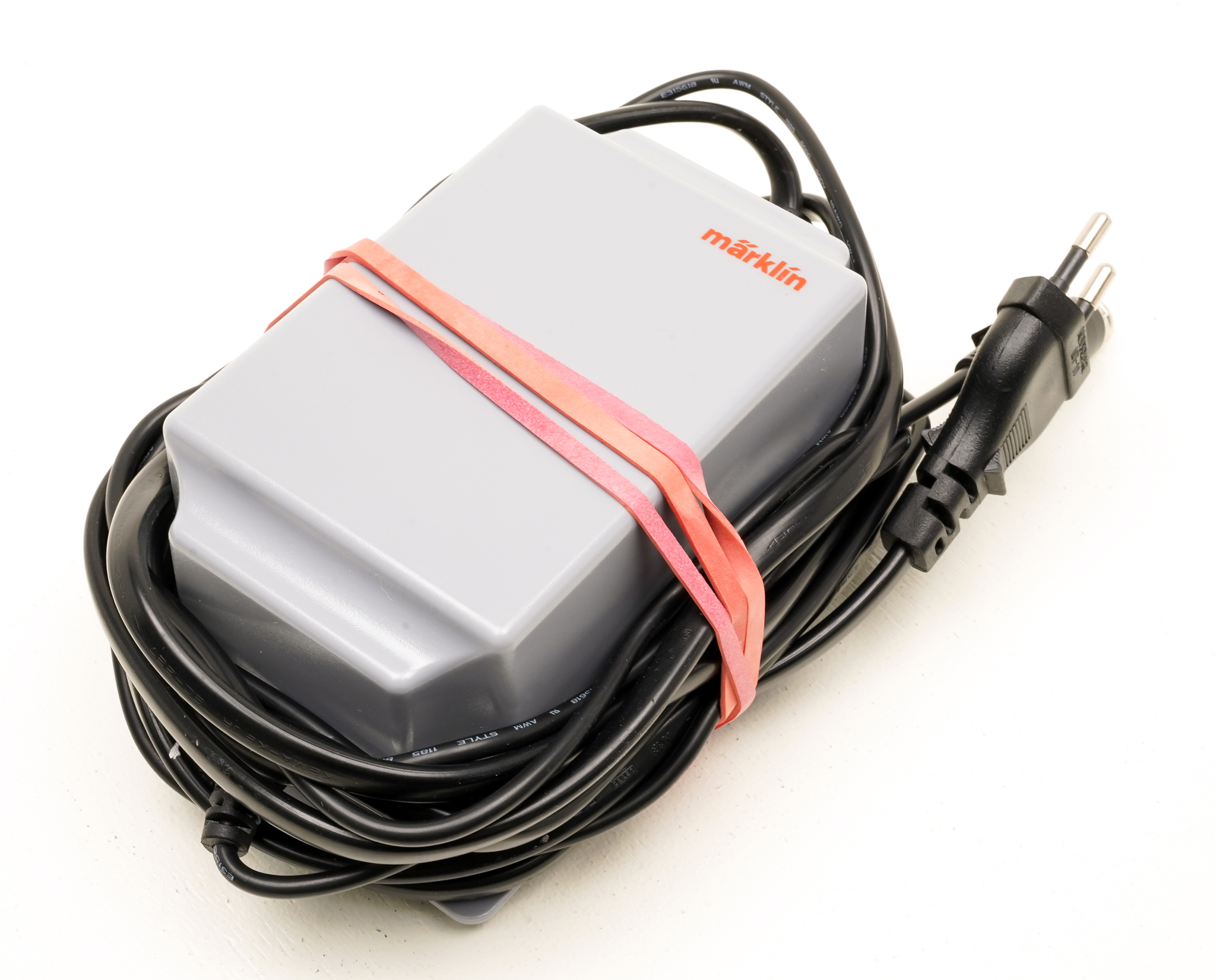 OXID eShop 6 | Märklin 60061 – Schaltnetzteil 60 VA, 230 Volt ...