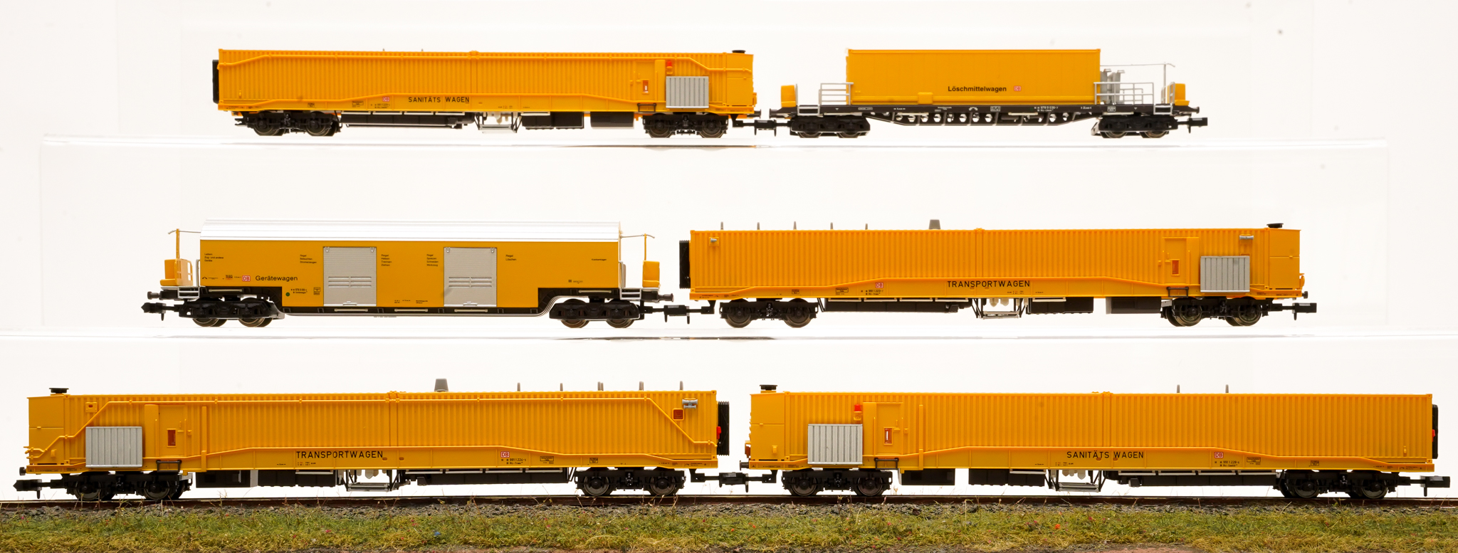 Gebrauchtemodellbahn | Minitrix 11444 – 6-tlg. Tunnelrettungs-Wagenset ...