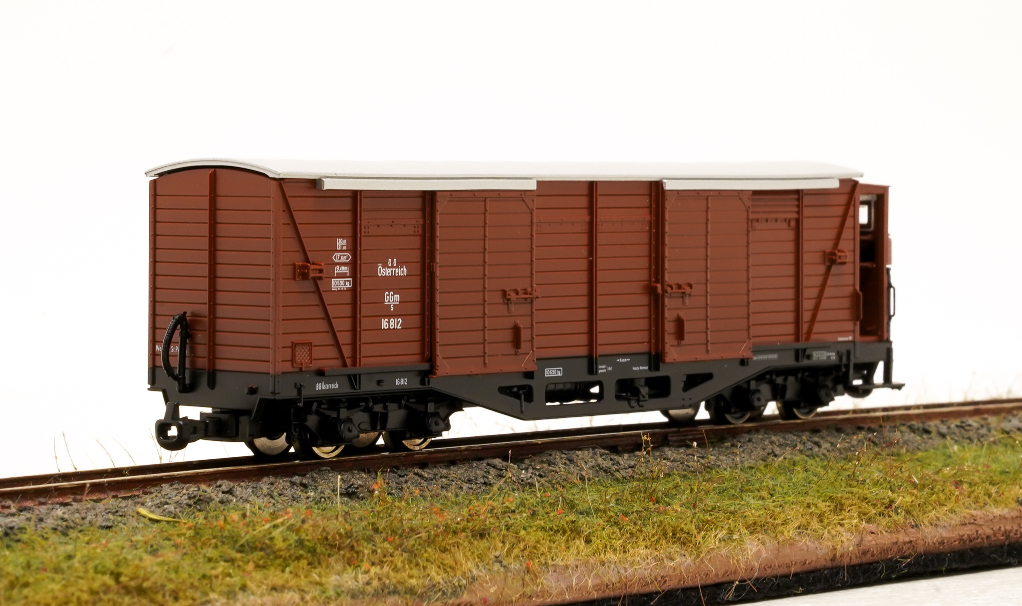 Gebrauchtemodellbahn | Roco 34532 (H0e) – Gedeckter Schmalspur ...