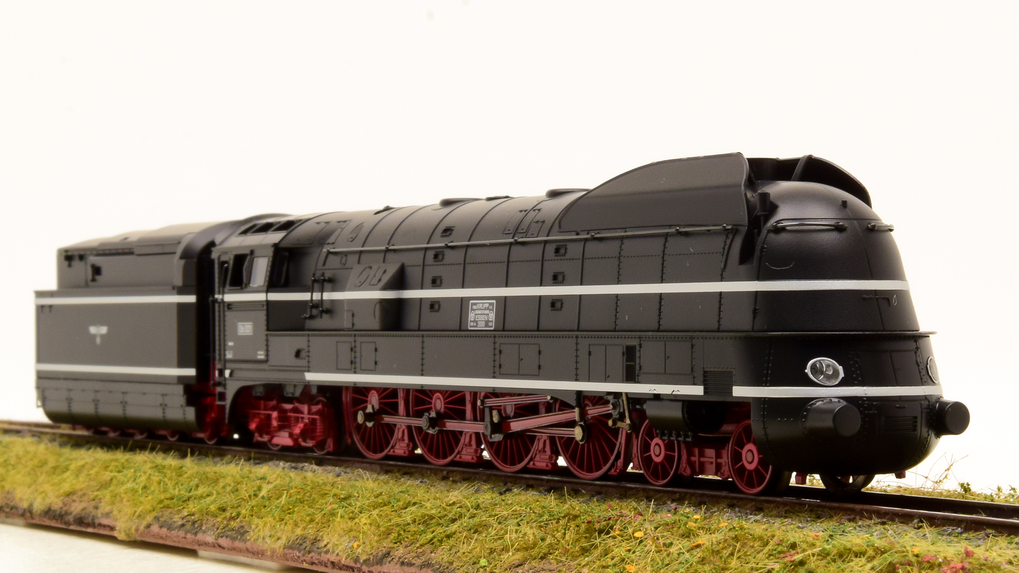 OXID eShop 6 | Märklin 39662 – Schlepptender-Dampflok BR 06 der DRG ...